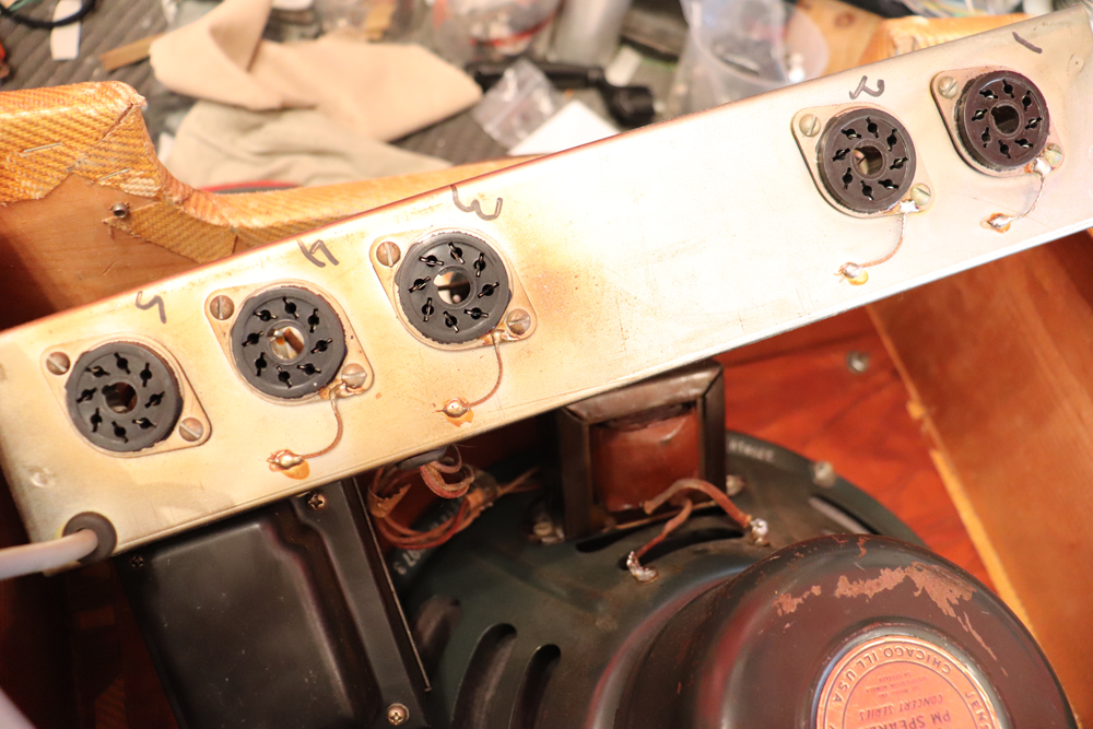 Fender 1950y[Deluxe Amp[“TV Front” | GUITAR TRADERS TOKYO