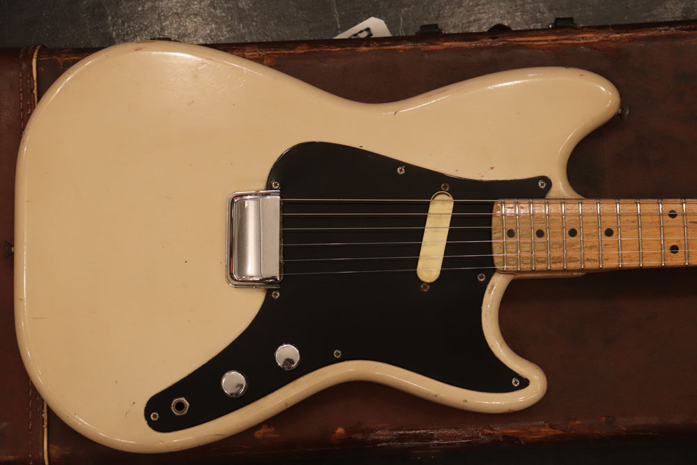 Fender 1957y[Musicmaster[“Wide Nut Neck” | GUITAR TRADERS TOKYO